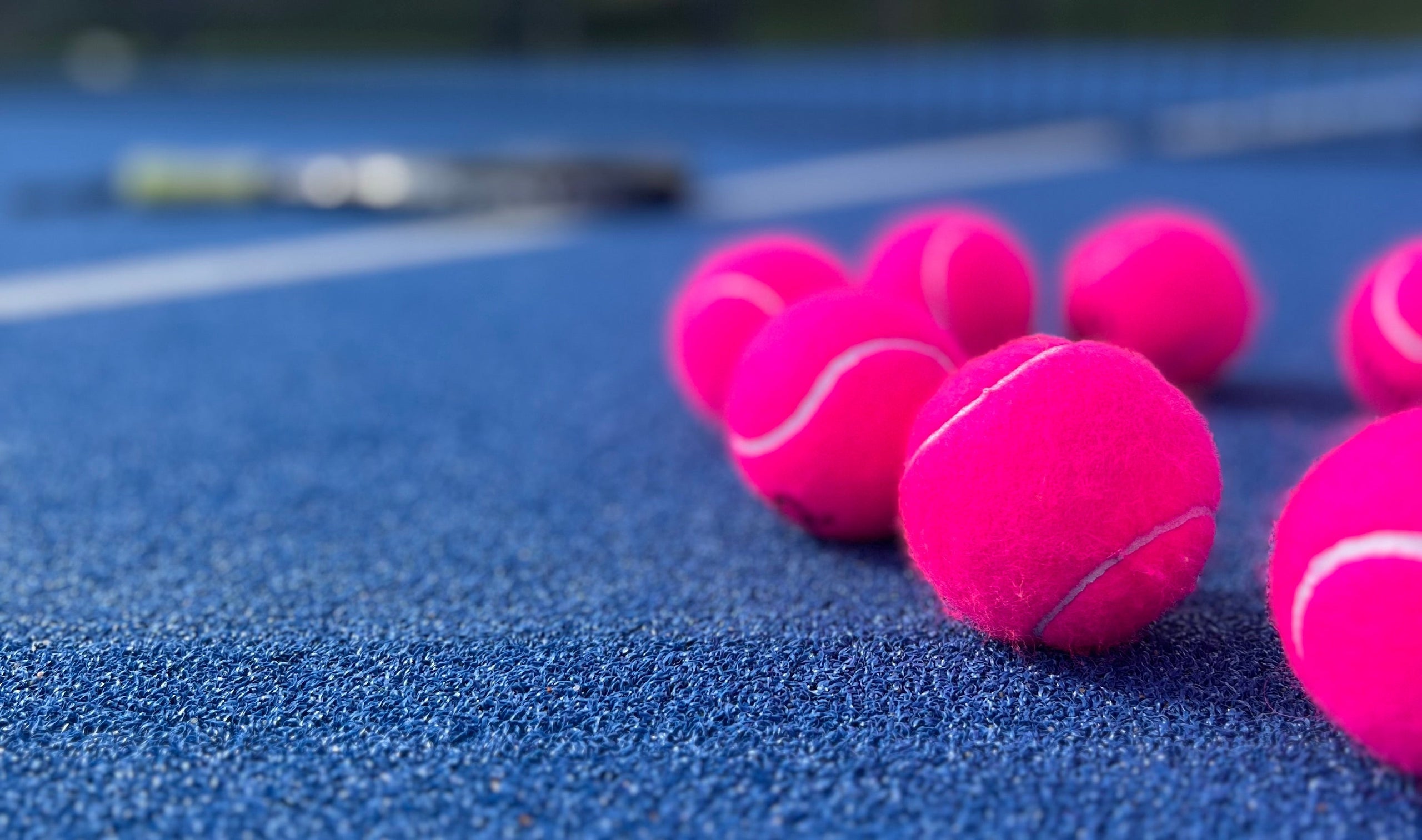 PINQ Padel - pink padel balls for you